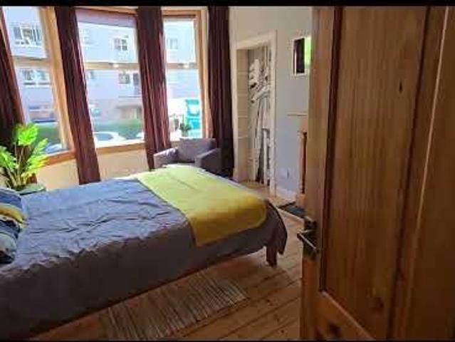 2 Bed Flat, Exeter Drive, G11