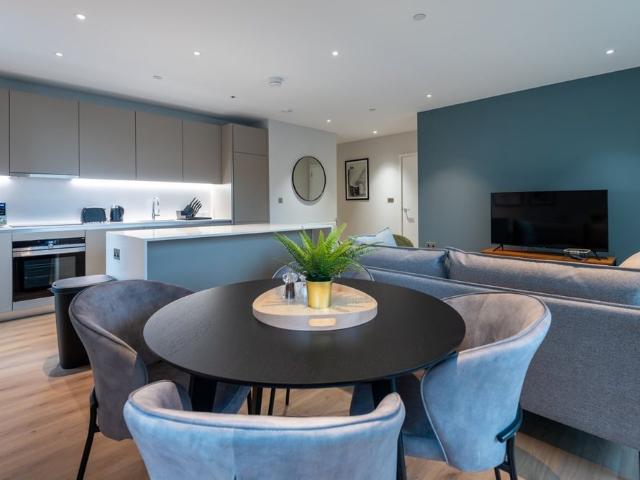 2 Bed Flat, Exhibition Way, HA9