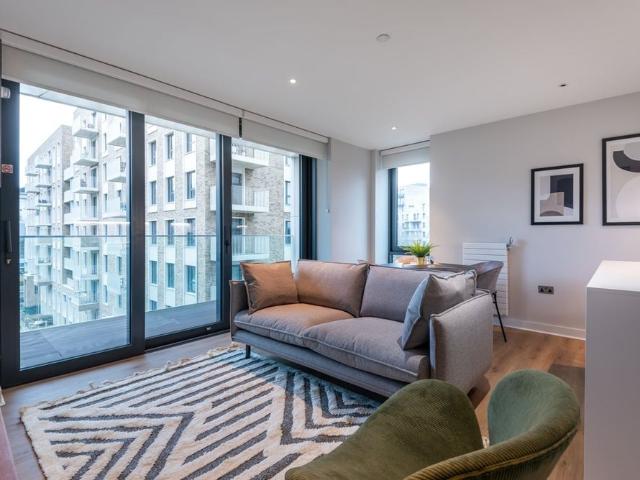 2 Bed Flat, Exhibition Way, HA9