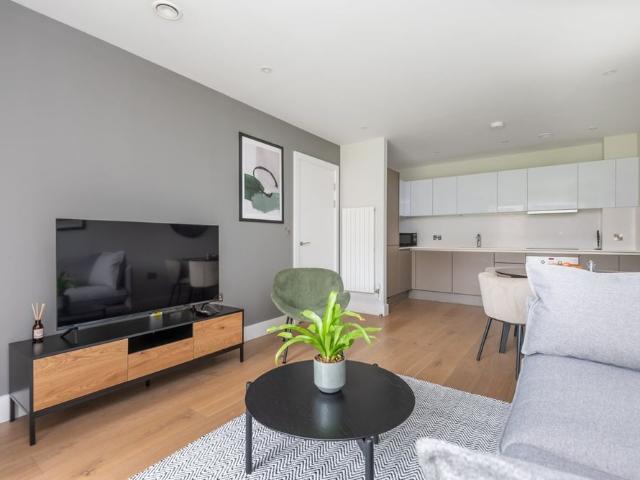 2 Bed Flat, Exhibition Way, HA9