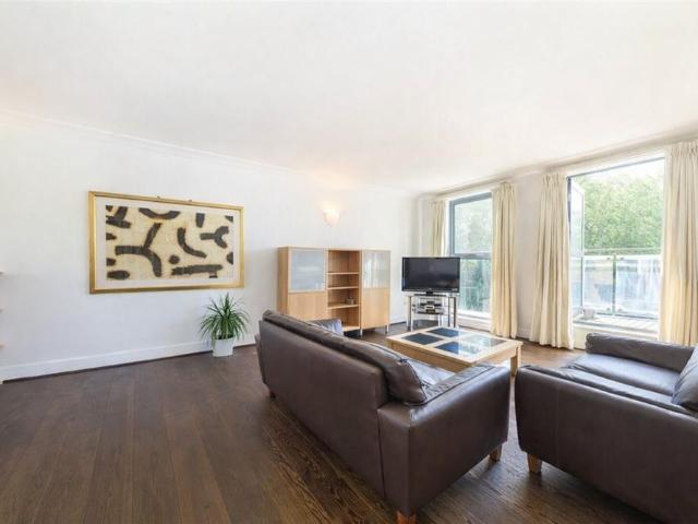 2 Bed Flat, Ebury Bridge Road, SW1W