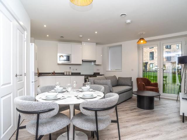 2 Bed Flat, Eden Avenue, B12