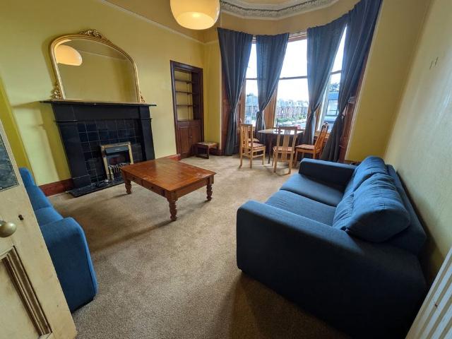 2 Bed Flat, Edinburgh, EH10