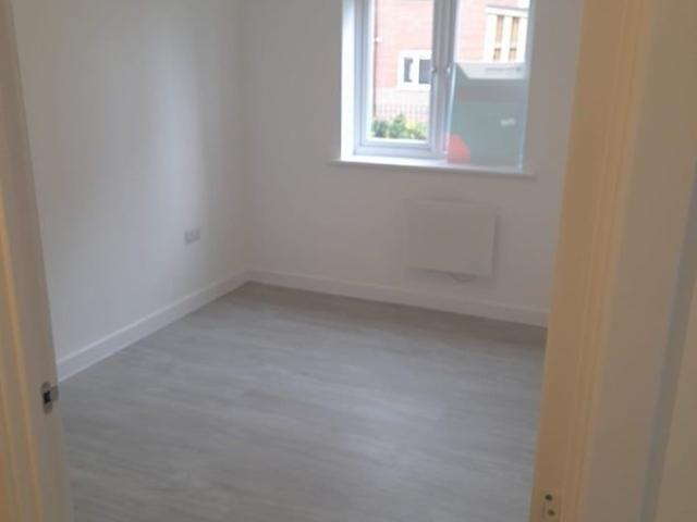 2 Bed Flat, Eliot Gardens, CV6