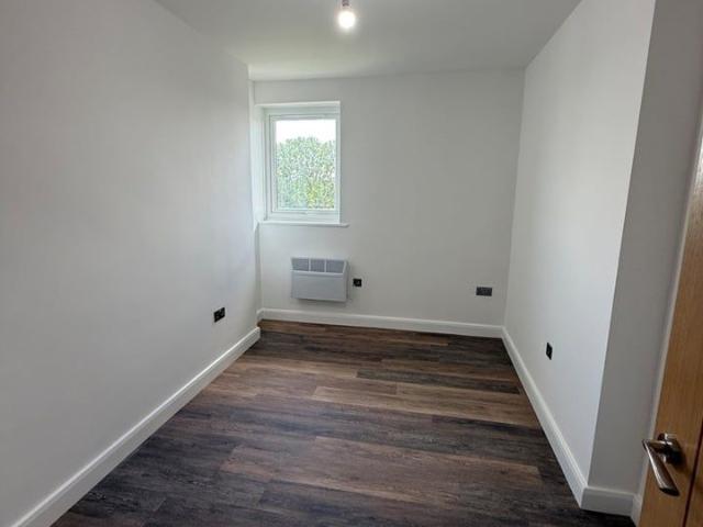 2 Bed Flat, Elm House, LS15