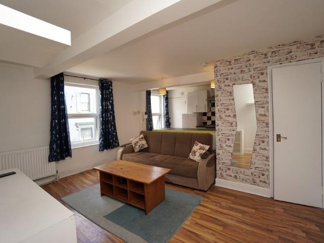 2 Bed Flat, Essex Road, N1