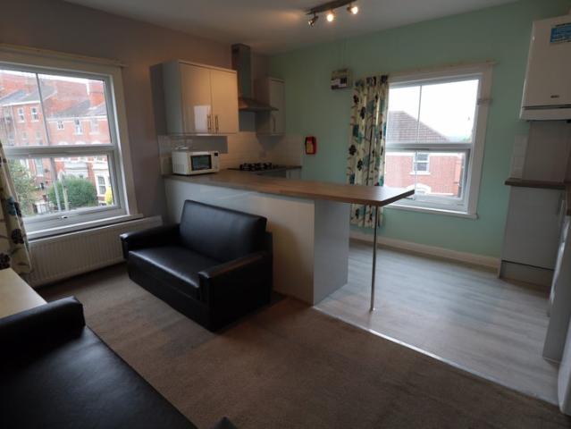 2 Bed Flat F3 12 Arundel Street