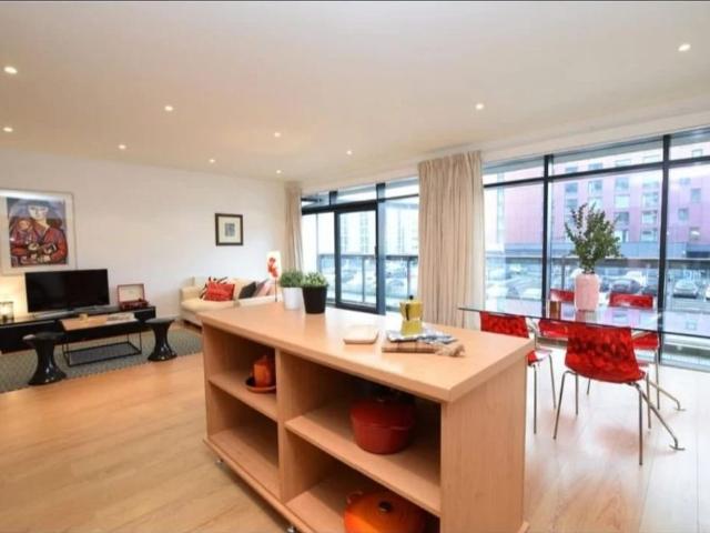 2 Bed Flat, Finnieston St, G3