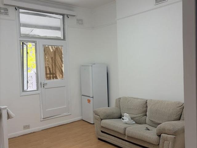 2 Bed Flat for Rent, London, NW6