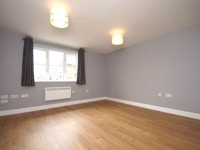 2 bed Flat for rent