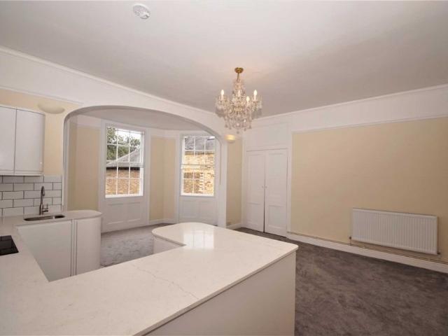 2 bed Flat for rent