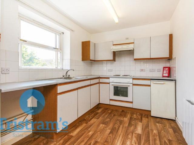 References Pending 2 bed Flat