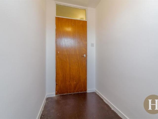 2 Bed Flat For Rent