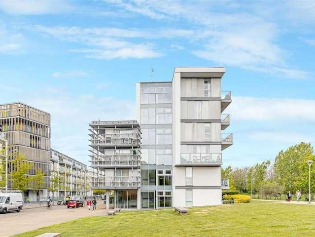 2 bed flat for sale in Fyfe House, N8, London