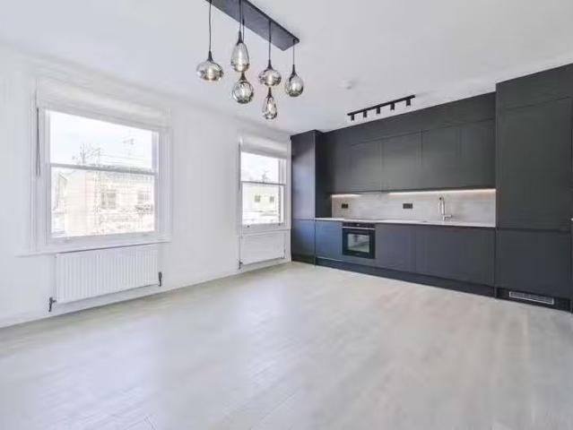 2 bed flat for sale in Portnall Road, W9, London