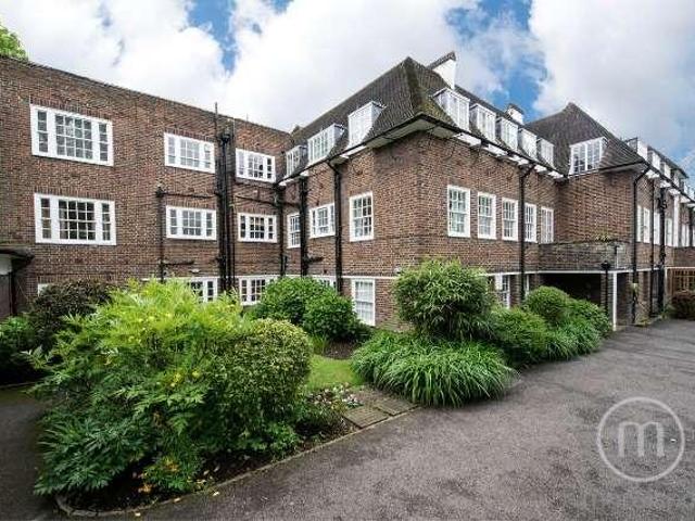 2 bed flat for sale