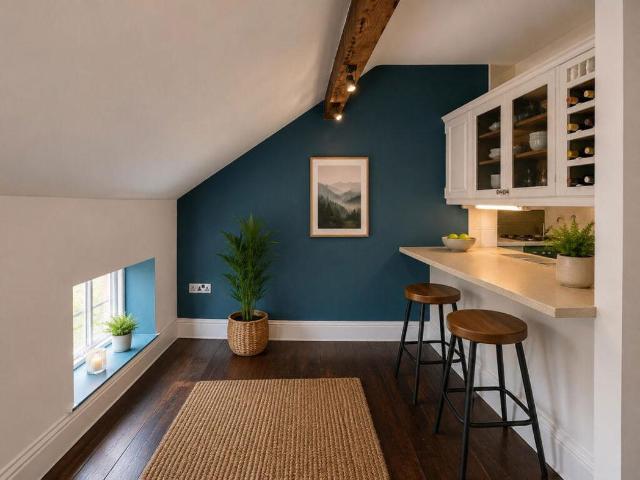 2 bed flat for sale