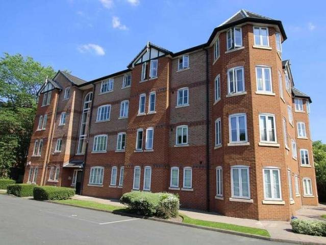 2 bed flat for sale