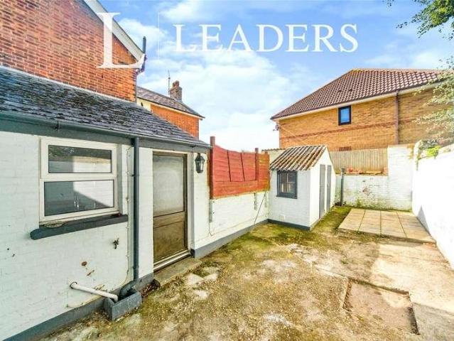2 bed flat for sale