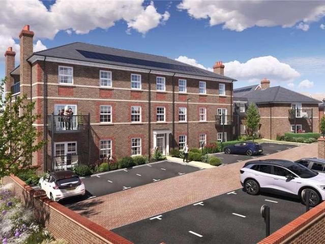 2 bed flat for sale