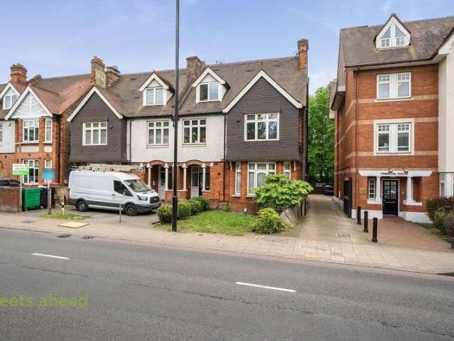 2 bed flat for sale