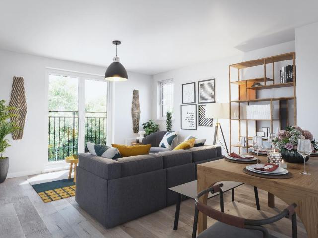 2 bed flat for sale