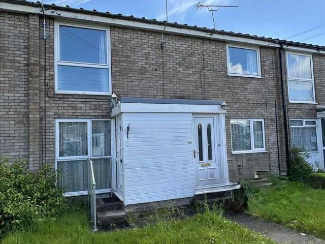 2 bed flat for sale