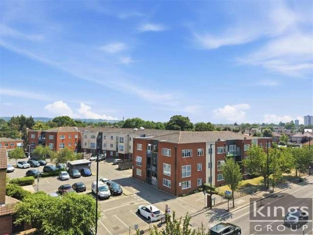 2 bed flat for sale