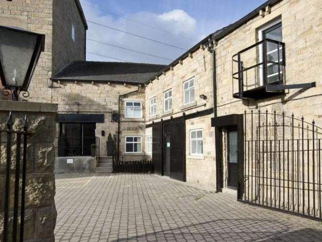 2 bed flat for sale