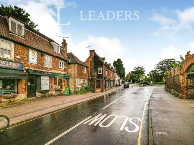 2 bed flat for sale