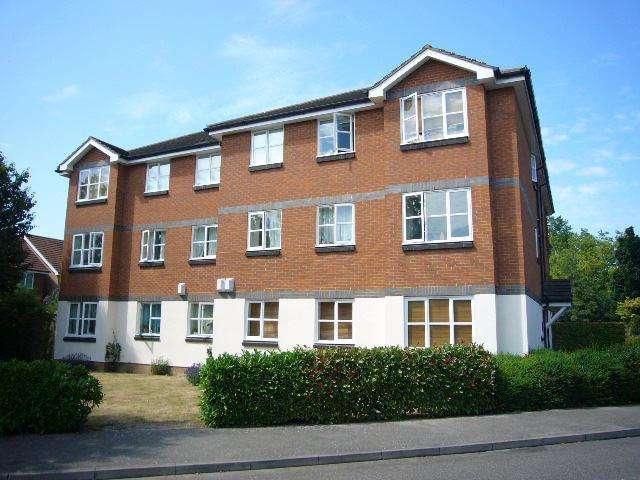 2 bed flat for sale