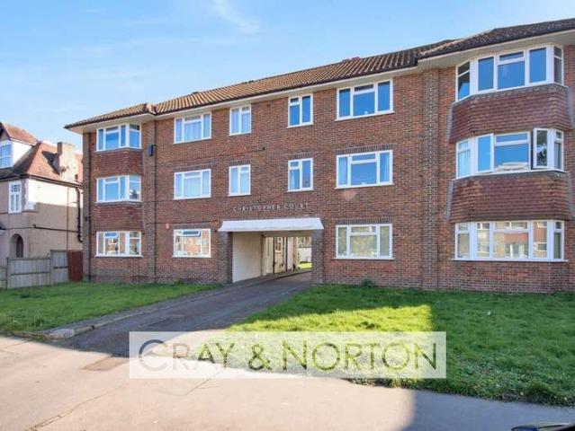 2 bed flat for sale