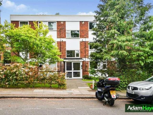 2 bed flat for sale