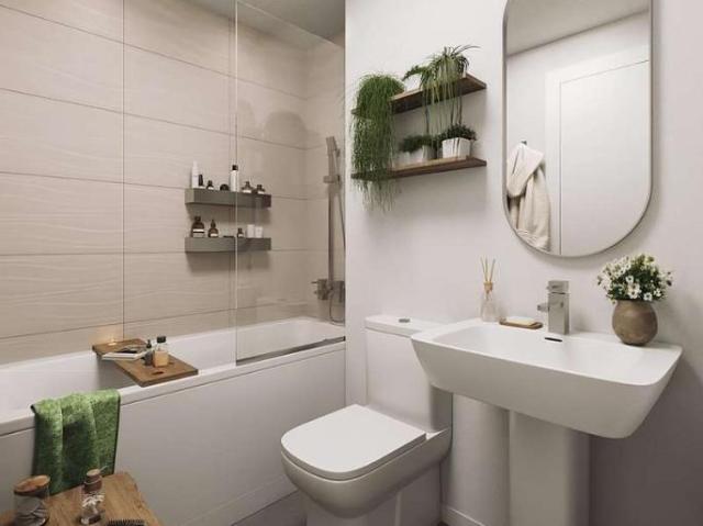 2 bed flat for sale
