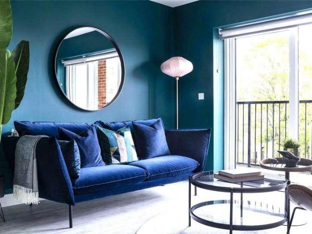 2 bed flat for sale