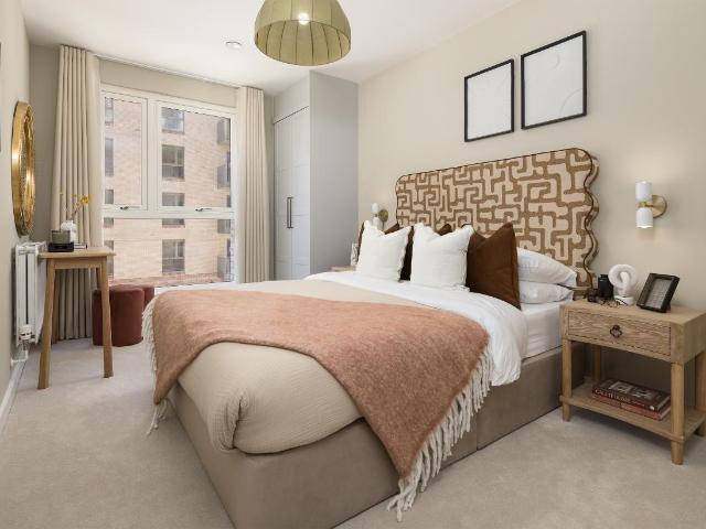 2 bed flat for sale
