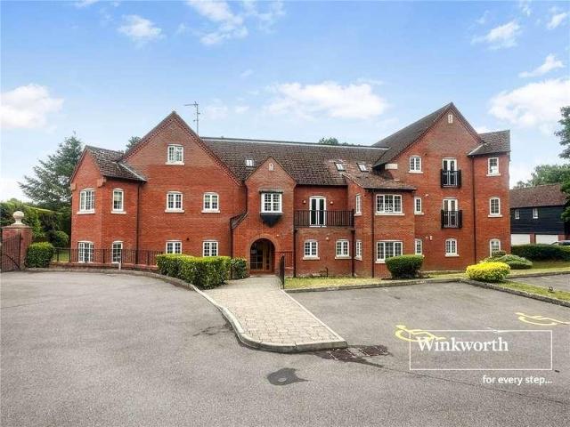 2 bed flat for sale
