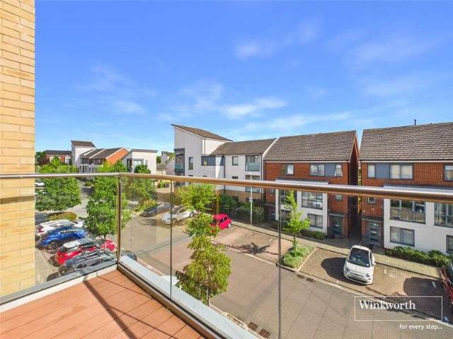 2 bed flat for sale