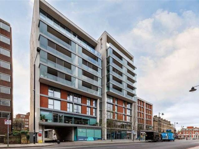2 bed flat for sale