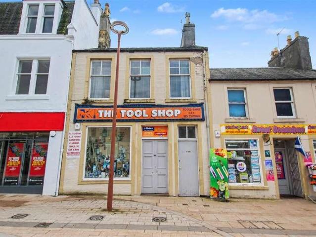2 bed flat for sale