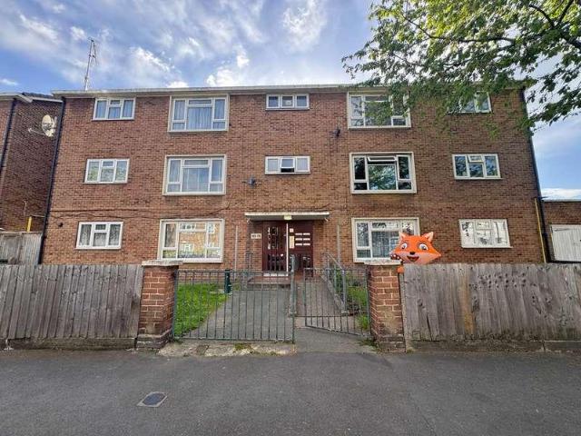 2 bed flat for sale