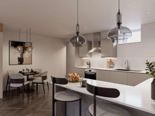 2 bed flat for sale