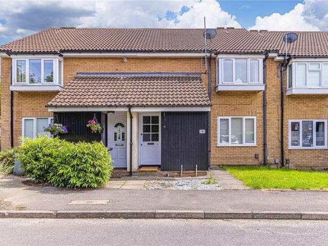 2 bed flat for sale