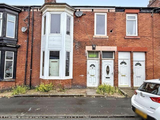 2 bed flat for sale
