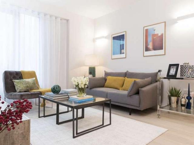 2 bed flat for sale