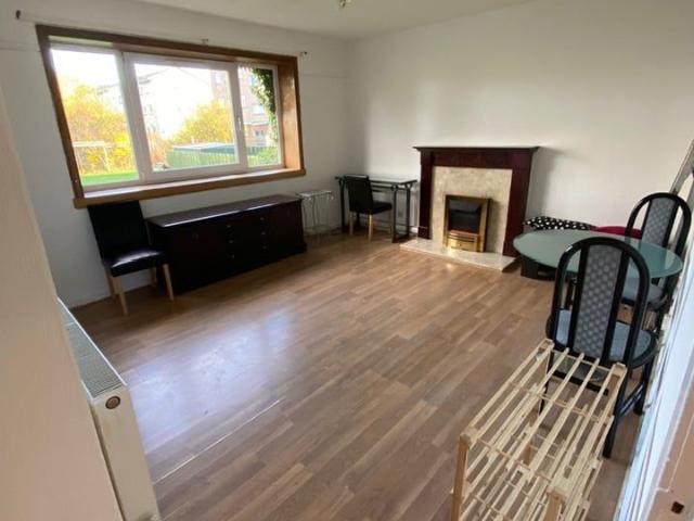 2 Bed Flat, Forrester Park Drive, EH12