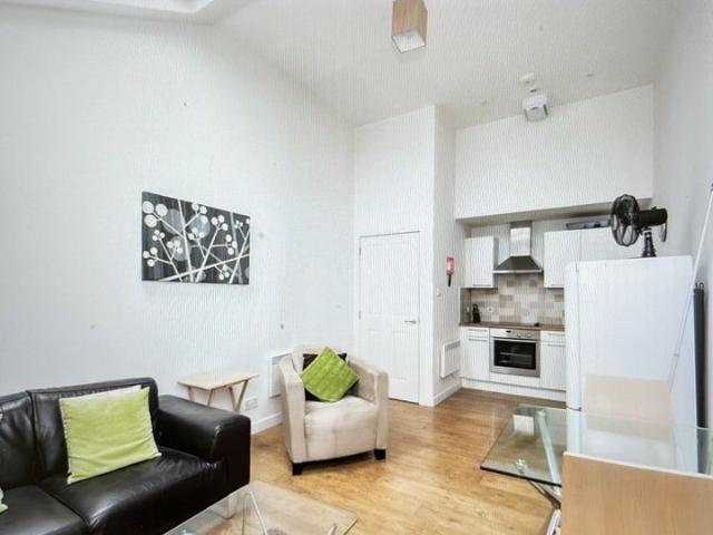 2 Bed Flat, Fraser House, AB11