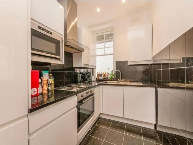 2 Bed Flat, Frinton House, SW2