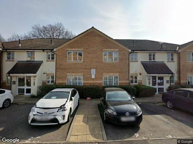2 Bed Flat, Friars Close, IG1