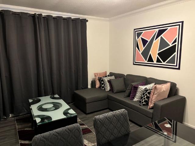 2 Bed Flat, Gardner Drive, AB12